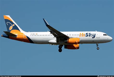 YR BEE HiSky Airbus A WL Photo By Andrzej Makowski ID Planespotters Net