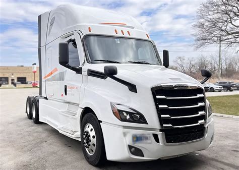 Freightliner Cascadia 2023 Chi Logistics Inc