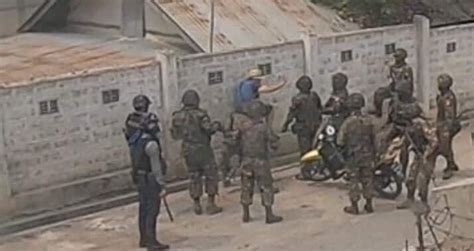 တောင်ကြီးတွင် နိုင်ငံခြားသားဓာတ်ပုံသတင်းထောက် တဦး ရိုက်နှက်ဖမ်းဆီးခံရ