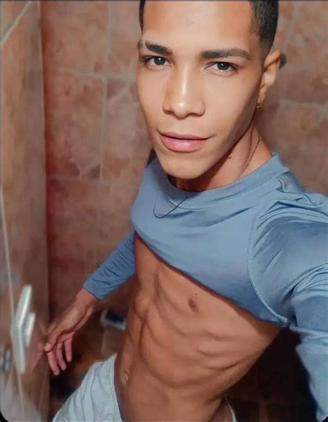 Actores Modelos Y Futbolistas Al Desnudo Buen Día Que Tengan Un