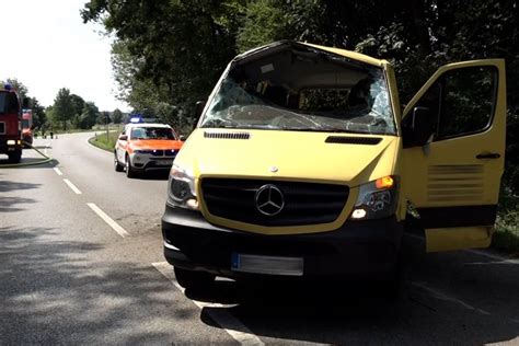Schwerer Unfall In Pfaffenhofen Fordert Insgesamt Elf Verletzte
