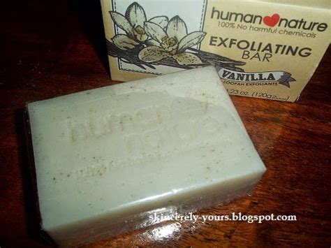 Skincerely Yours Human Heart Nature Vanilla Exfoliating Bar With Loofah Exfoliants