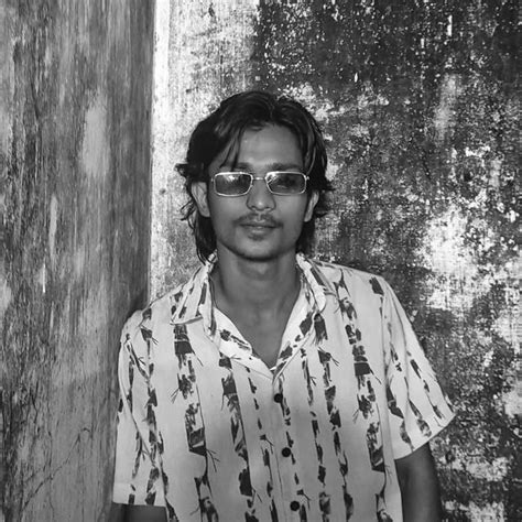 𝕊𝕣𝕖𝕖𝕛𝕚𝕥𝕙 Sre Ji Th • Threads Say More