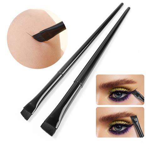Sickle Eyeliner Brush Knife Edge Makeup Brush Ultra Thin Fine Oblique