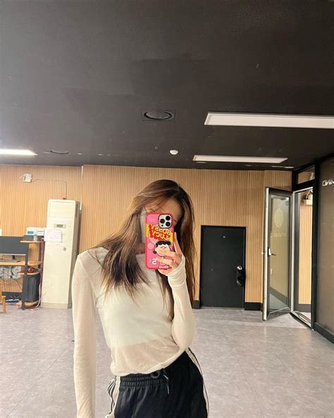 220302 Arin Insta Update