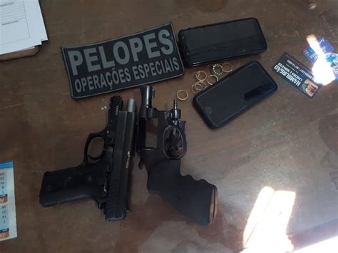 Dois Jovens Suspeitos De Roubo Morrem Após Troca De Tiros Com A Pm Em