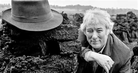 Remembering Seamus Heaney Conference Events Notre Dame Kylemore University Of Notre Dame