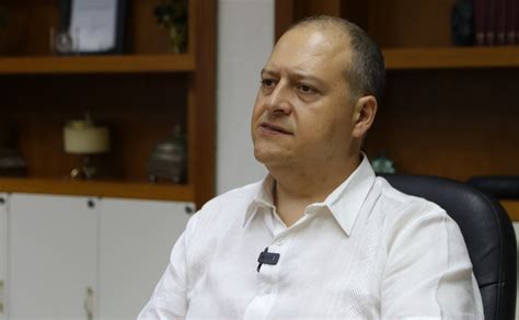 Sebastián Marroquín hijo de Pablo Escobar visita Culiacán