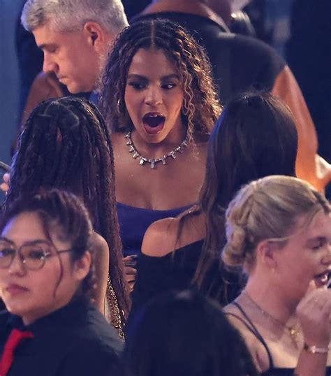 𝐈𝐕𝐘 𝐋𝐄𝐀𝐆𝐔𝐄 💙 💙 Instagram