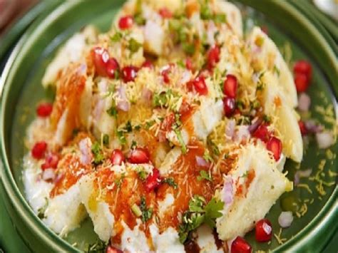 How To Make Dahi Makhana Chaat Recipe In Hindi Makhana Chaat मखाना से