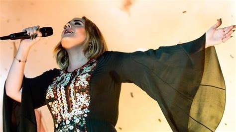 ‘i Dare You Adele Warns Fans Against Throwing Things At Artists