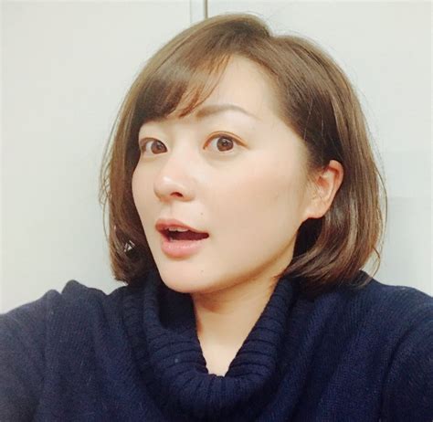 八木菜緒アナテレビ愛媛を退社した理由はコスプレ文化放送は契約満了 誰でも簡単トレンドコーディネート術