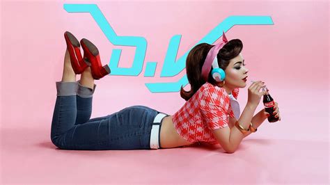 Девушка на розовом · 2560x1440 Qhd And Wqhd 16 9 бесплатная фотография от Danastr картинки и