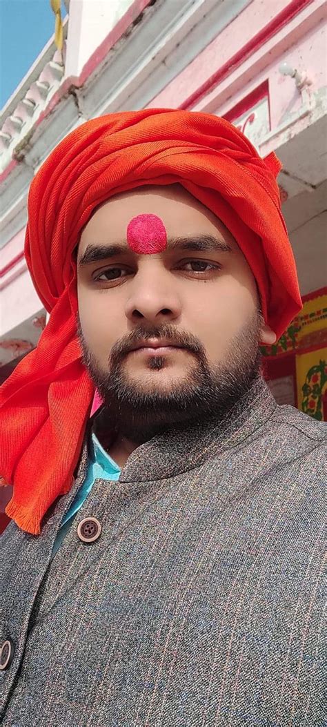 कैसा रहेगा आपका आज का दिन बता रहे है पंडित जी