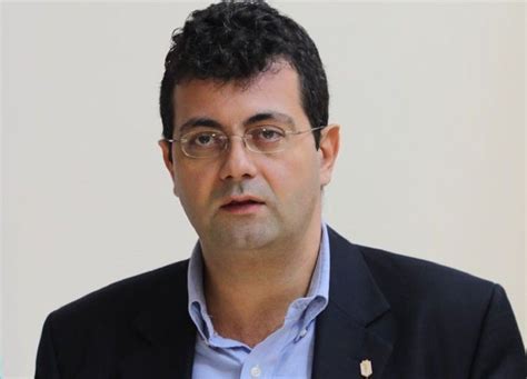 هنا لبنان سلوم لإحداث تغيير في السياسة الدوائية والصحية