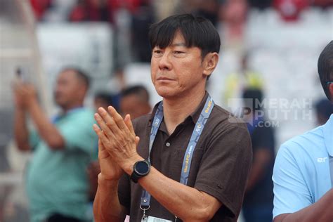 Hoaks Atau Fakta Shin Tae Yong Gabung Ke Timnas Malaysia Merahputih