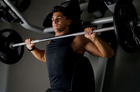 How To Do Push Press Benefits Variations And Tips Blog Cult Fit