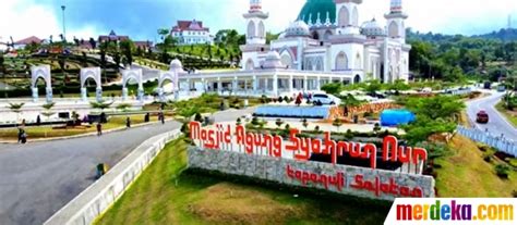 Foto Potret Masjid Agung Syahrun Nur Di Tapanuli Selatan Megah Dan