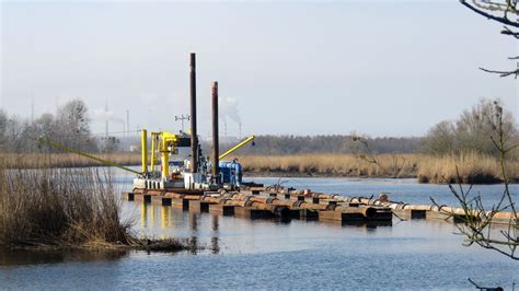 Rozpoczęło się czyszczenie rzeki Łarpii Do kiedy potrwa Zobacz