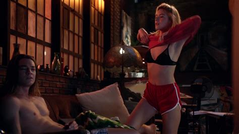 Nude Video Celebs Laura Ramsey Sexy Hindsight S01e07 08 2015