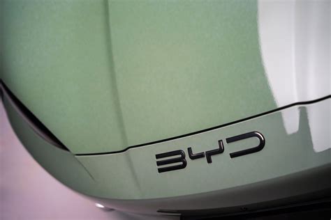 Byd Aims To Debut Solid State Ev Battery In 2027