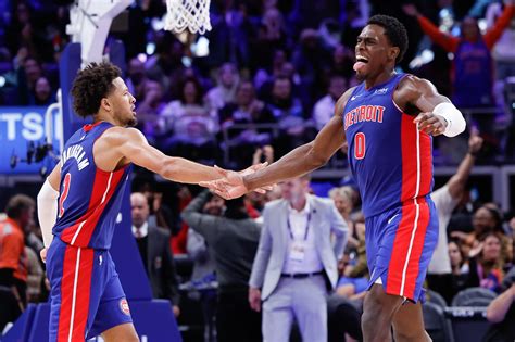 Nba彩经：活塞拿下黄蜂 76人客擒雄鹿 火箭击退猛龙 直播吧