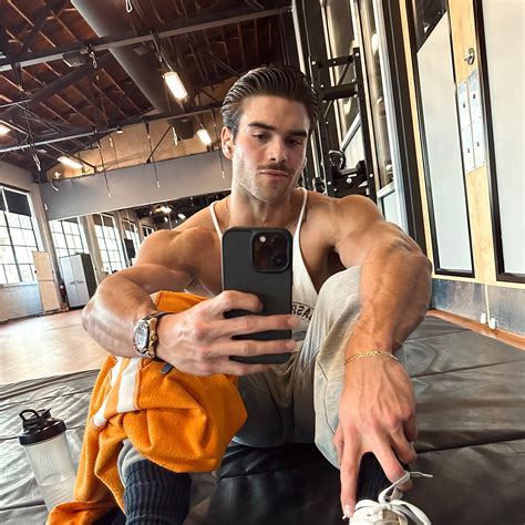 Hunter Mcveys Amazon Page