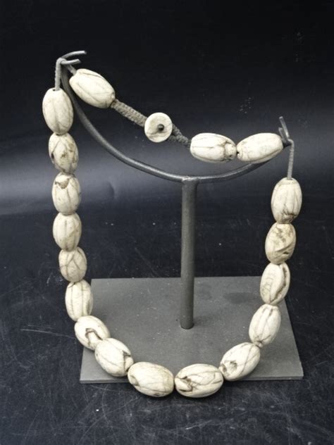 Collier Naga Travelartcollection