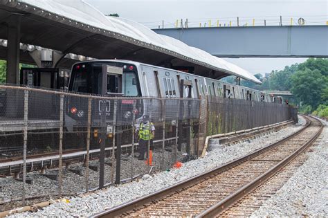 Several Communication Failures Compounded Metro Red Line Derailment