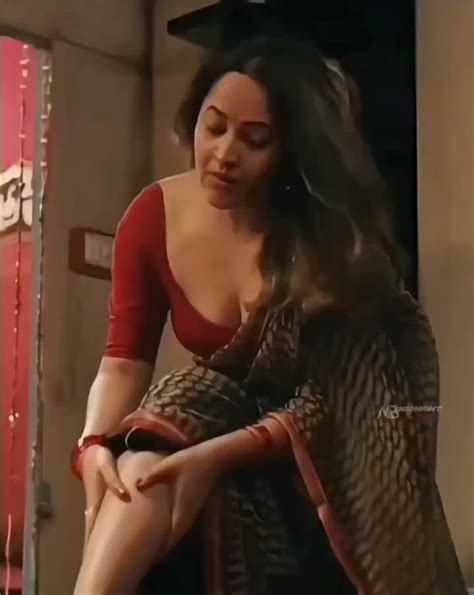 Anasuya Bharadwaj Hot  From Varisu Trailer Rindianactresshub