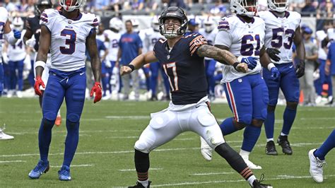 3 Pros 3 Cons Of Tyson Bagent As Bears Backup Qb Yardbarker