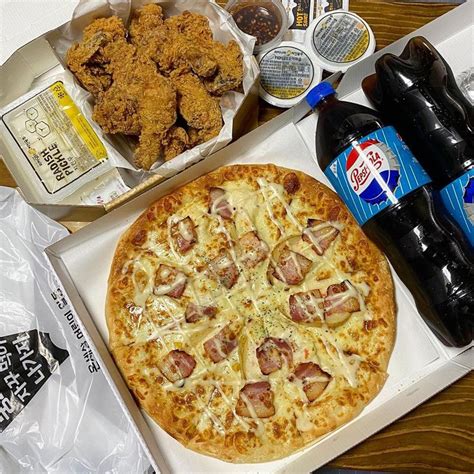 👩🏻🤳🏻🍔🍟🥤 On Instagram 오랜만에 먹는 피자나라치킨공주 더블포테이토피치세트 🍕🍗💕21900 콜라 안주는줄