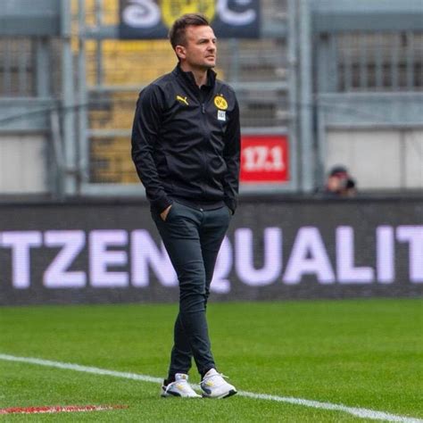 유럽 리그 대신 전해드립니다 스포르트빌트 랄프 랑닉이 맨유에 있었을때 코치로 엔리코 마센을