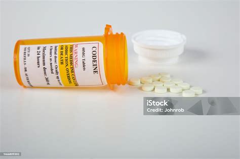Kodein Obat Resep Berisiko Foto Stok Unduh Gambar Sekarang Amerika Serikat Amerika Utara
