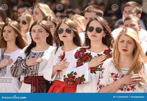 Lviv Ukraine May 18 2017 People Wearing Vyshyvankatraditi