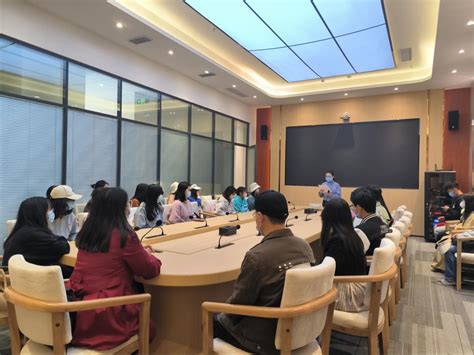 “深学笃行聚合力，奋发有为谱新篇”——生命科学学院学生第三、第四党支部联合开展主题党日活动 云南师范大学生命科学学院