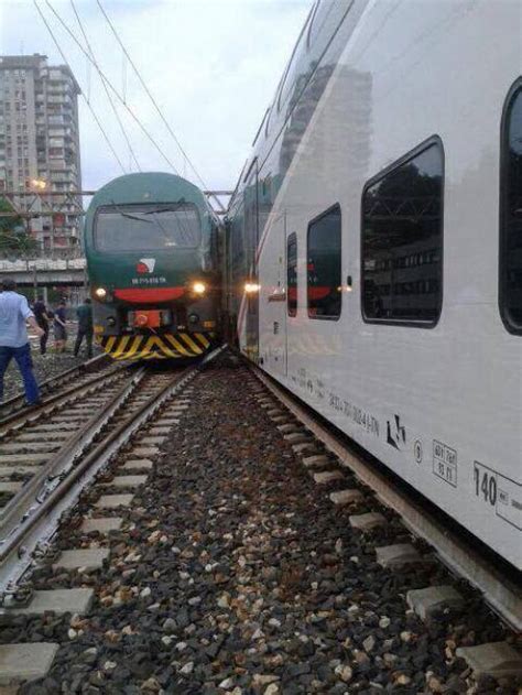 Stazione Di Cadorna Due Treni Si Toccano Nessun Ferito Il Notiziario