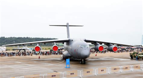 新聞背景：第十四屆中國航展中國空軍參展飛機簡介 新華網