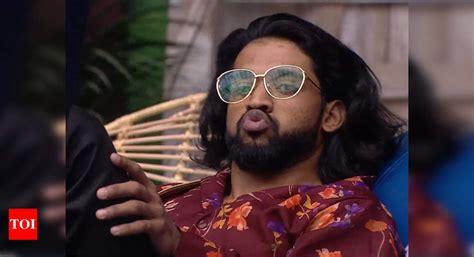 Bigg Boss Malayalam 5 Vishnu Joshi Wins Hearts With His Shine Tom