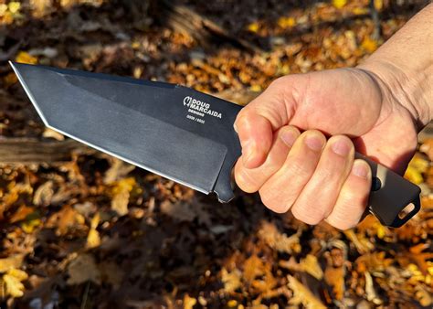 Doug Marcaida Serbian Cleaver Grande Fratello