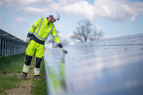 Home Speedwell Solar Farm