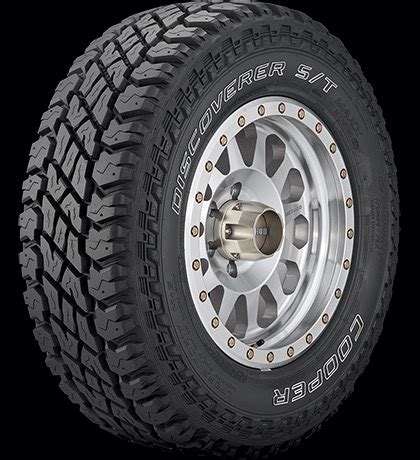 Cooper Discoverer S/T Maxx