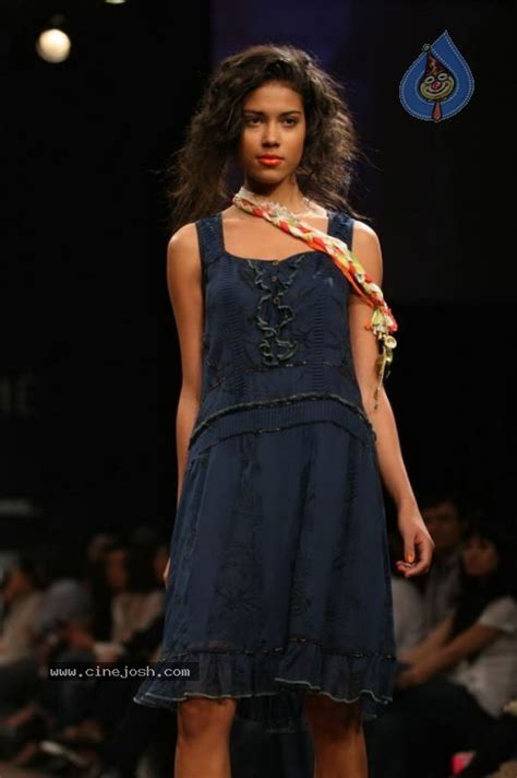 LFW Day All Fashion Show Photos Photo Of
