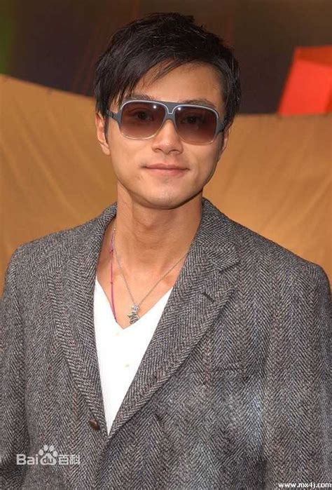 黄浩然raymond生活照图册 万佳直播吧