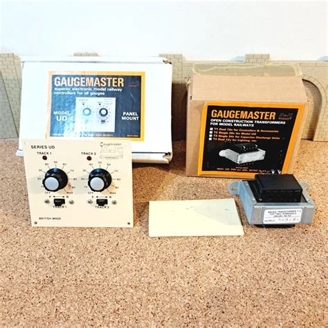 Gaugemaster Model Ud Panel Twin Track Controller And T1 Transformer £67