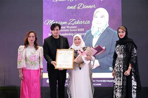 Dbp Cdo In Limketkai Sm Megamall Shower Of Lights Philwater 2022