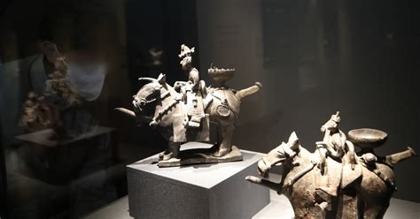 국보 말 탄 사람 토기