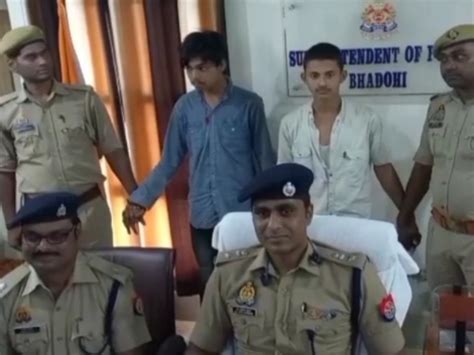 बीते दिनों पुलिस ने लूट के जेवरात के साथ किया था अरेस्ट महिलाओं के साथ