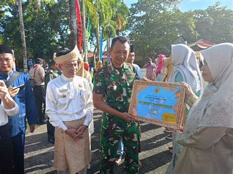 PASIOPS YONMARHANLAN IV HADIRI ACARA PERINGATAN HARI PENDIDIKAN