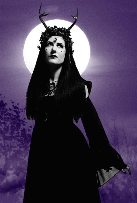 My Life In Books Lindsay Schoolcraft Cradle Of Filth Bringing